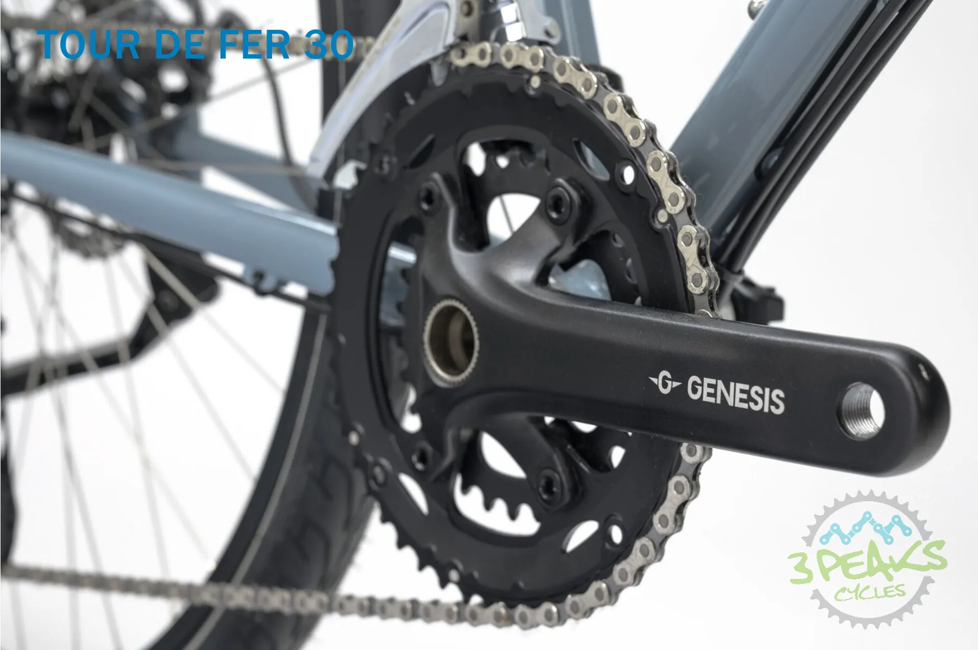 2025 Genesis Tour De Fer 30 Touring Bike in Grey